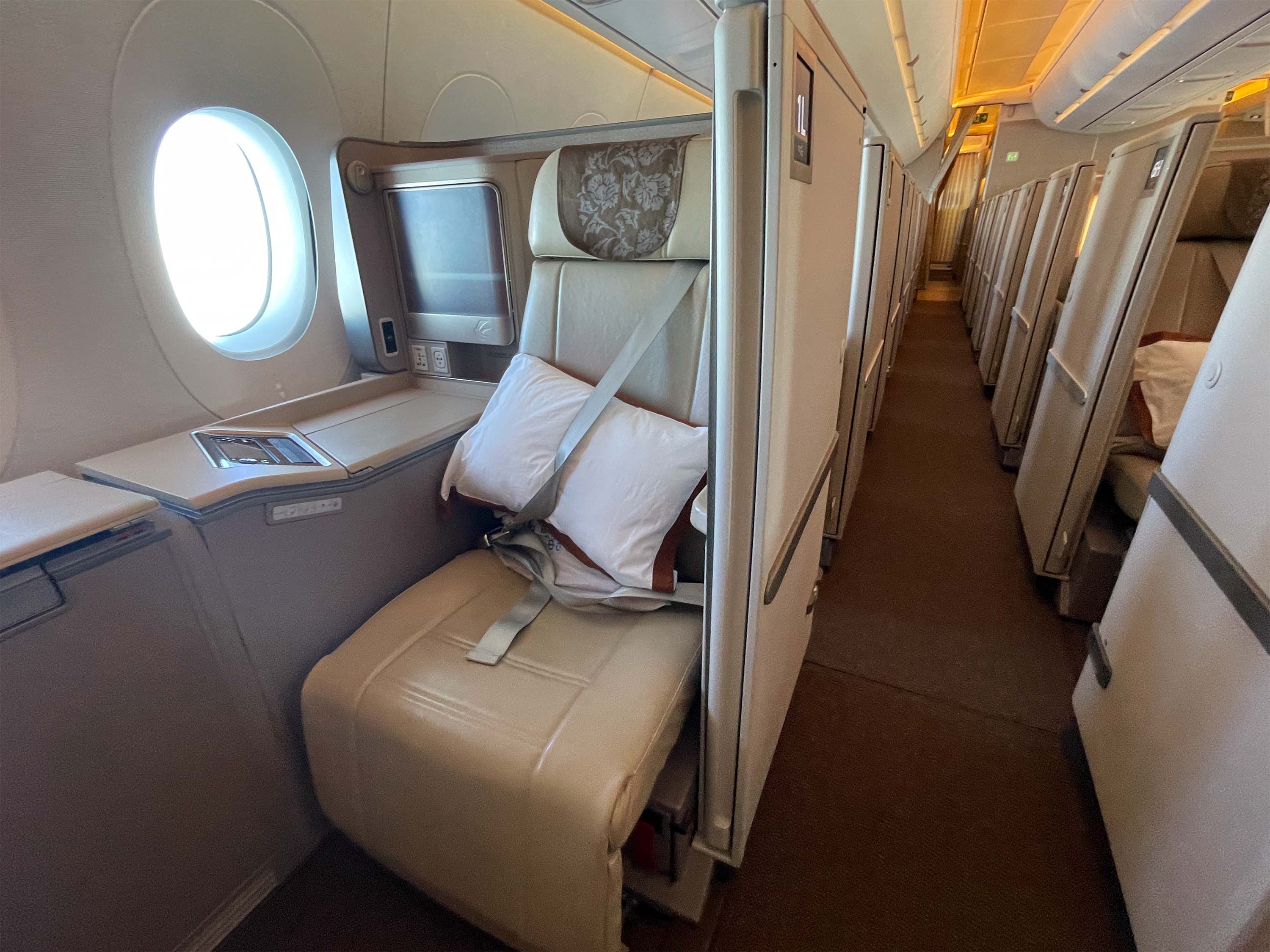 Review: China Eastern Business Class A350 (HND-PVG)